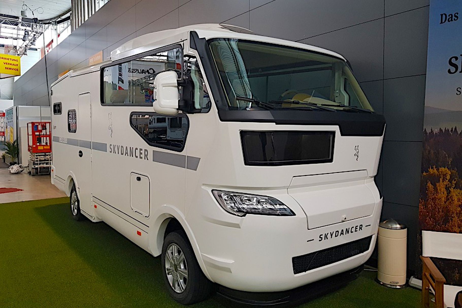 Futuristic Camper Let's You Gaze Up At The Stars With A Balcony