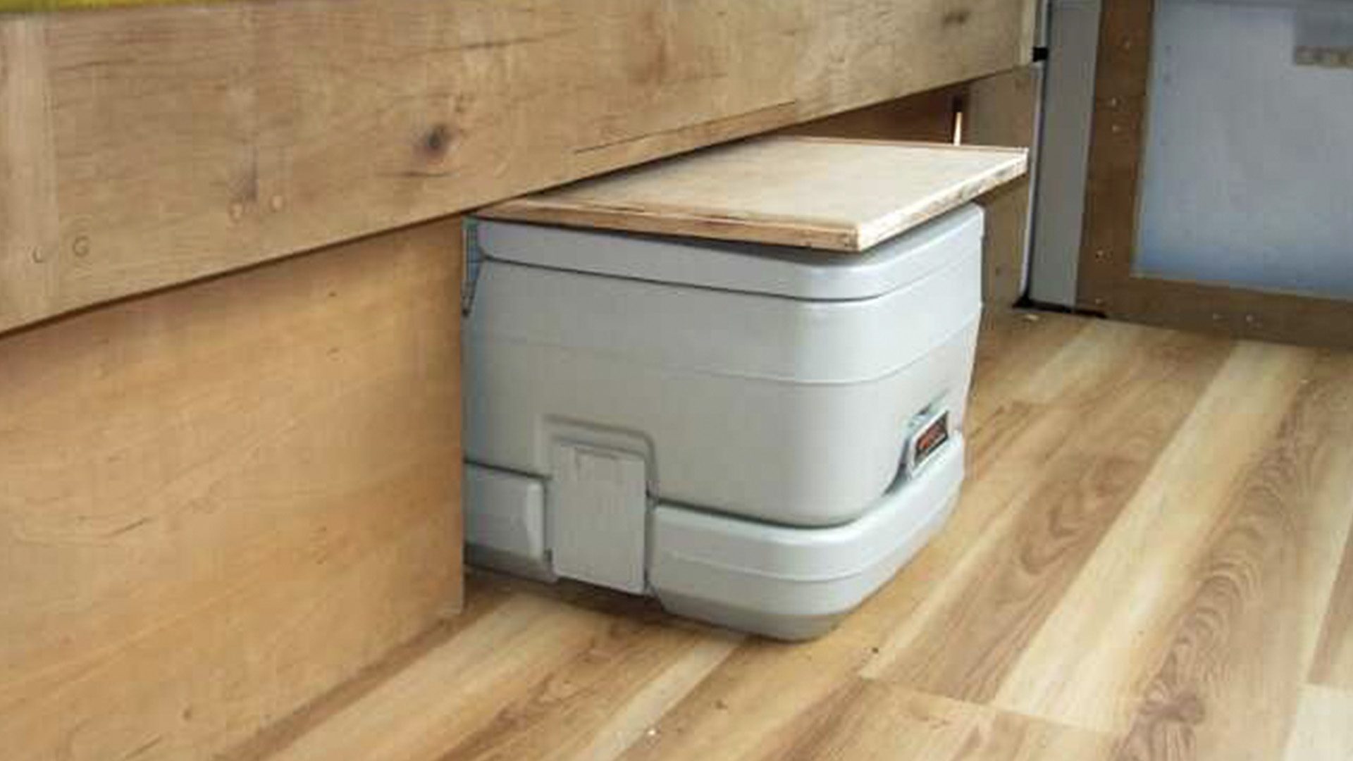 11 Best Campervan Toilets For Your Next Off Grid Adventure 11 Best Campervan Toilets For Your Next Off Grid Adventure